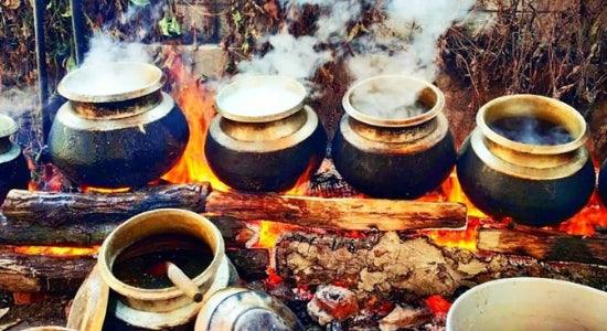 Kashmiri Wazwan | The Royal Kashmiri Cuisine & Its Iconic Dishes – Hamiast