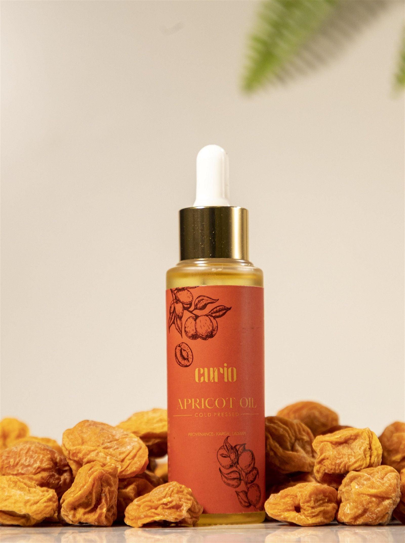 Pure Ladakh Apricot Kernel Cold Pressed Oil: Buy Online for Natural ...